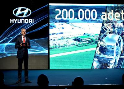 Cina Affitto della video esposizione di SMD2121 P3.9 HD LED per lo studio ed il concerto in vendita