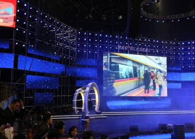 中国 HD P4 屋内 SMD2020 はでき事のディスコ DJ のための LED 表示 500mx500mm を細くします 販売のため