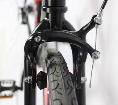 Cina Pneumatici per biciclette stradali 700c compresi in lega di alluminio a 6 velocità in vendita