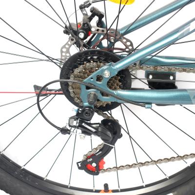 Cina Prezzo all'ingrosso mountain bike per adulti 26 pollici mtb 24 velocità mountain bike in vendita