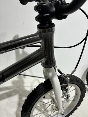 Cina Bambini Bicicletta a freno a quattro ruote a velocità singola e pneumatici in vendita