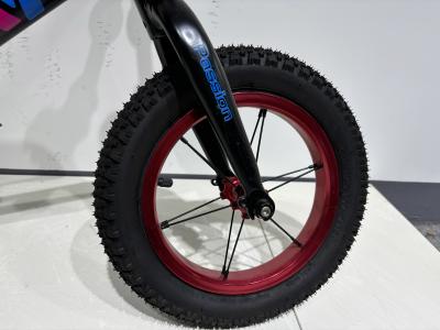 China Comfortabele zadel Kinderen pedaal minder fietsen Magnesium legering Frame 2 wiel Te koop