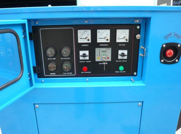 Ultra Silent Commercial Diesel Generators Canopy Deepsea Controller 1003G1A Engine