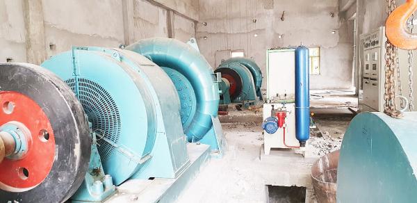 Quality Automatic Control 50Hz/60Hz Francis Turbine Generator 300KW-20MW Power 400V-10kV for sale