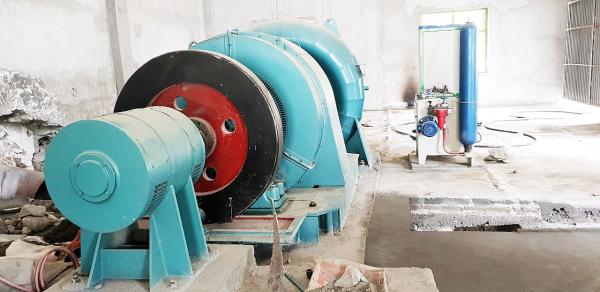 Quality Automatic Control 50Hz/60Hz Francis Turbine Generator 300KW-20MW Power 400V-10kV for sale