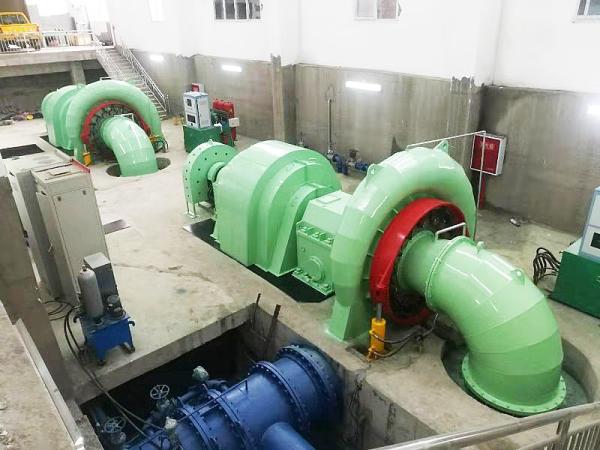 Quality Automatic Control 50Hz/60Hz Francis Turbine Generator 300KW-20MW Power 400V-10kV for sale