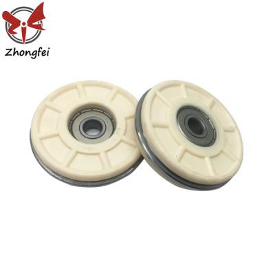 Cina Puleggia per porta scorrevole in acciaio cromato PP bianco 86mm in vendita