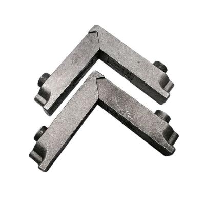 China 90 Degree Extruded Aluminum Corner Joint Hardware For Sliding Doors Windows for sale