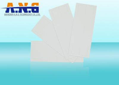 China Branco passivo da etiqueta de papel da freqüência ultraelevada Rfid do pára-brisa do veículo para o estacionamento do carro à venda