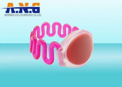 China Pulseras impermeables para el BALNEARIO, temperatura alta de la frecuencia ultraelevada Rfid del plástico resistida en venta
