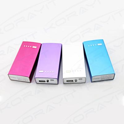 China banco portátil del poder del diseño de la forma del rectángulo de la capacidad de la batería 5200mAh, batería externa en venta