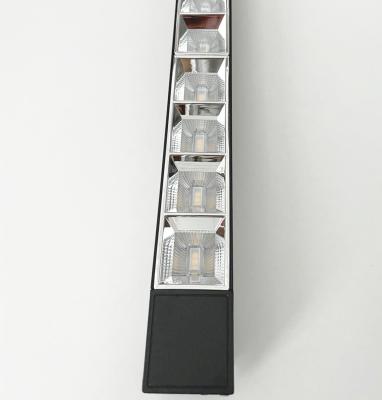 Cina la pista principale 1425lm 100V mette in luce 20W montato di superficie nero lineare 30W 35W in vendita