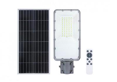 Cina batteria autoalimentata solare ReplaceablePanel 3.2V delle iluminazioni pubbliche di 25Ah 2000lm LED in vendita