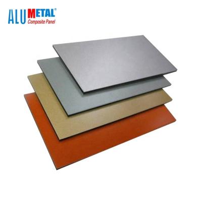 China 0.5mm PE anodiseerde het Samengestelde Comité van het Voorgevelaluminium Bladen 2mm van Oppervlaktebrand Geschatte ACS Te koop