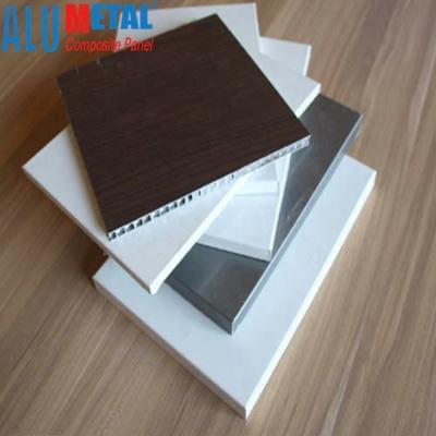 Cina Lega di pietra di alluminio di superficie 6000 dello strato 2000mm del pannello 0.7mm del favo del PE in vendita