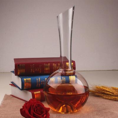 China 1400ml 100% Lead Free Long Neck Crystal Glass Red Wine Decanter for sale
