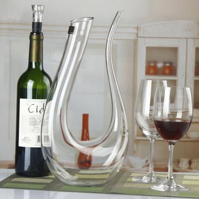 China 100% Handmade Wine Carafe 1.5L Decanter Lead Free Classic U Shape Decanter for sale