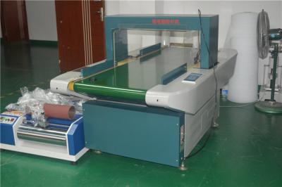 Cina Trasportando tipo metal detectori industriali Ndc un trasportatore per l'indumento/tessuto in vendita