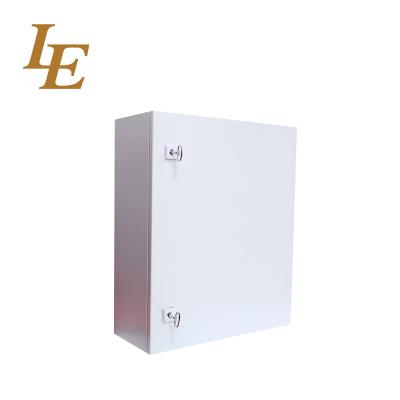 Chine Cabinet de serveur en extérieur imperméable à l'eau monté sur le mur avec protection IP55 à vendre