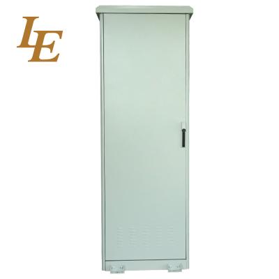 Chine 19 pouces 42U 45U 47U IP54 IP65 étanche à l'eau Cabinet extérieur Serveur Rack RAL7035SN avec ventilateurs de refroidissement à vendre