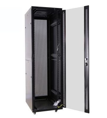 China Floor Standing Network Cabinet 18U-47U 600mm 800mm Width CE Standard Compliance 800kg Static Loading Capacity for sale