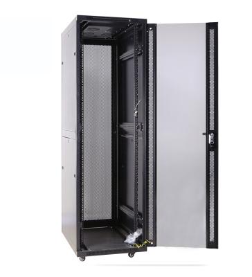 China Floor Standing Network Cabinet 18U-47U 600mm 800mm Width CE Standard Compliance 800kg Static Loading Capacity for sale