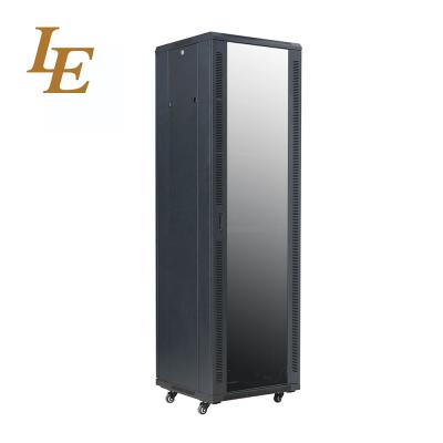 China 18u 600*600 Server Rack Netwerkkast IP20 Koudgewalst Staal Materiaal Kast Te koop