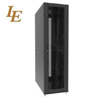 China 18U - 47U SPCC Fireproof Network Server Rack Case With Meshed Door for sale