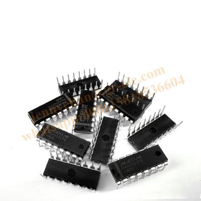 China New original MAX202CPE in-line DIP-16 digital signal processor driver transceiver chip for sale