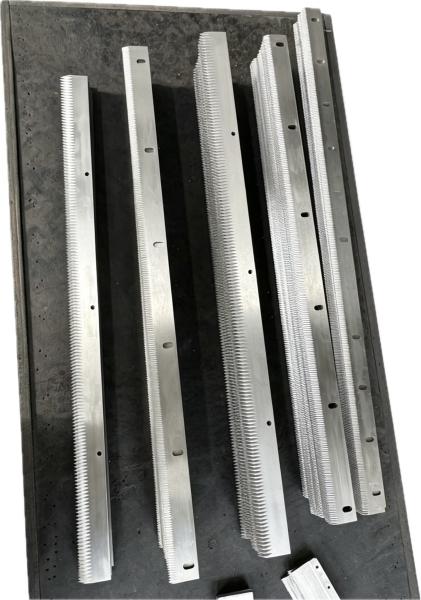 Quality High Wear Resistant Custom Toothed Long Strip Blade, High Precision Sharp Industrial Slitting Long Blade For Industrial Cutting for sale