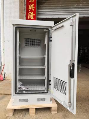 China IP55 1.2mm SPCC Weatherproof Telecom Enclosures 23U Front Opening for sale