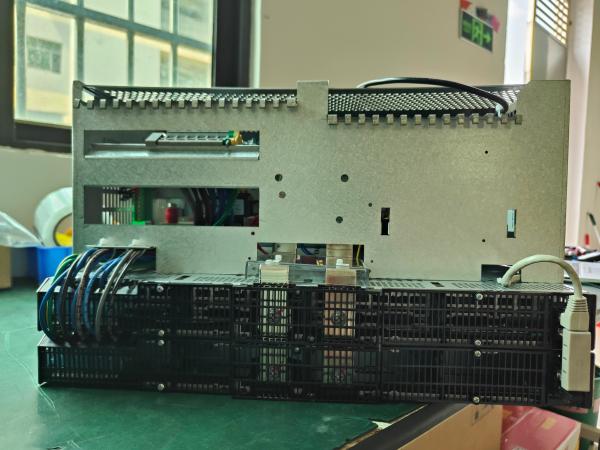 OEM Personalización 19 pulgadas 5U Sistema de energía FP2 48Vdc-60Vdc 8KW Sistema de energía integrado