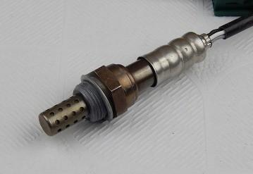 Cina 22690-AR201 0ZA544-N14 Sensore di ossigeno per Nissan Teana 2.0 / 2.3 Sensore Lambda automatico in vendita