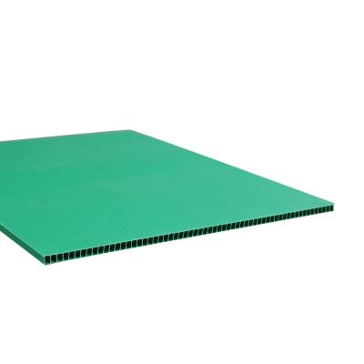 China 100% Recyclable Polypropylene PP Correx Fluted Board/Futed Plastic Sheet for sale