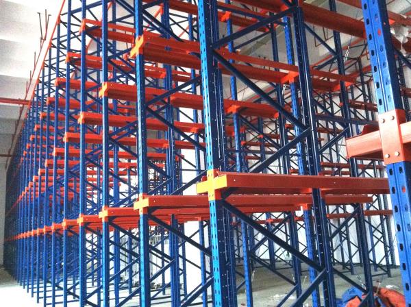 Quality Steel Radio Shuttle Racking System High Density Racks Maximize Storage for sale
