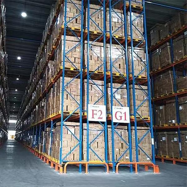 Quality Heavy Duty Q235B Steel Selective Pallet Racking System with 4000kg/Layer for sale