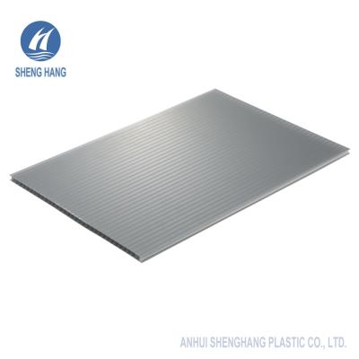 Cina Il policarbonato doppio infrangibile della parete riveste UV di pannelli coprente dello strato di 6m anti in vendita