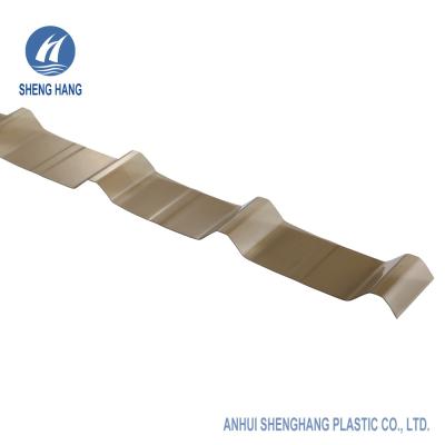 Cina La plastica ondulata ondulata dello strato del policarbonato del peso leggero riveste 0.8mm - 3mm di pannelli in vendita