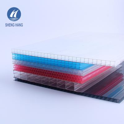 Cina Strato vuoto 2.2kg/ad alta resistenza m2 3m del policarbonato del favo del polipropilene in vendita