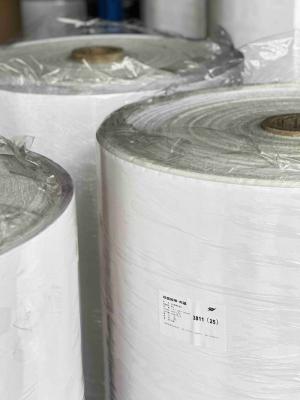 Cina Stable Bonding White Adhesive Carpet Binding Tape With Moisture Resistance in vendita