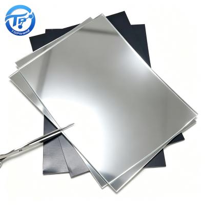 China 200×300×1.8mm Magnetic Backing Acrylic Mirror Sheet, Shatter‑Proof Rigid Plastic Magnetic Mirror Plate For DIY Decoration & Teaching Aids for sale
