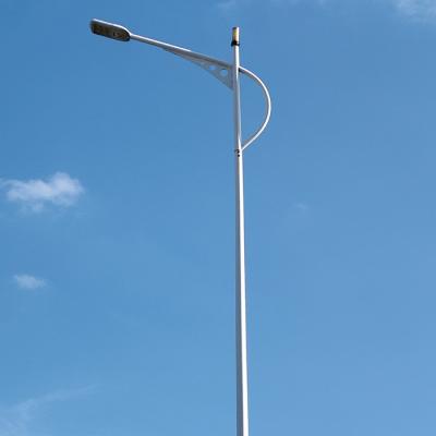 Disegno personalizzabile di palo di luce stradale con materiale in acciaio galvanizzato a caldo Perfetto per progetti di illuminazione esterna