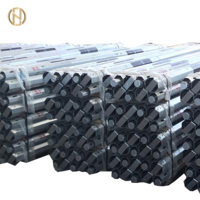 Cina Immersione calda Pali d'acciaio galvanizzato 2.5mm - 20mm per le linee di trasmissione sopraelevate in vendita