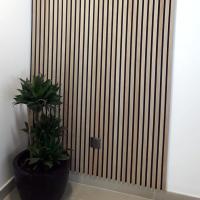 China MDF Acoustic Ceiling Panel 21mm Wood Slat Sound Absorbing Wall Panel for Office for sale