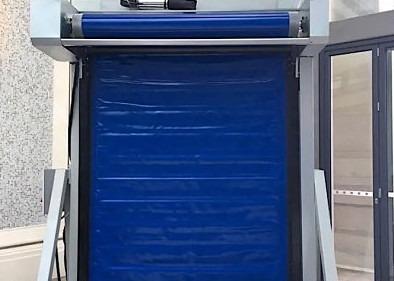 Китай высокоскоростной восходящий поток теплого воздуха дверей замораживателя 0.75kw изолировал 3500mm с мотором сервопривода продается