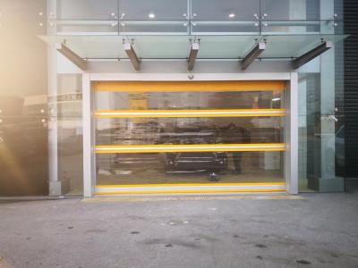 Китай Дверь uop быстрого крена изоляции Китая дешевая высокопоставленная автоматическая эффективная для фабрики продается