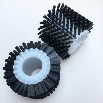 Cina Spazzola a rullo industriale in nylon, spazzola a segmenti modulare per la pulizia e la lucidatura delle superfici in vendita