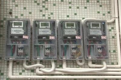 Китай Тип счетчик энергии m цифров уровня 0.5S трехфазный с записью события продается