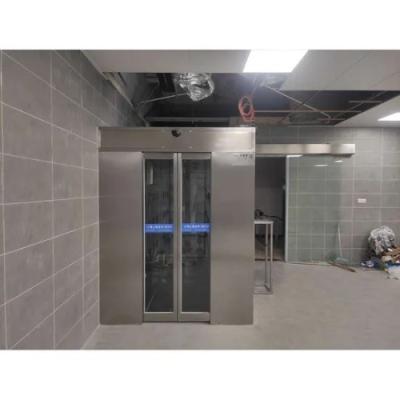 中国 クリーンルームエアシャワー クリーンルーム空気の浄化のための専用ファン構成と220V/50Hz電源 販売のため