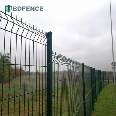 China Villa Courtyard 2.0 M High V Mesh Security Fencing Security Guard for sale